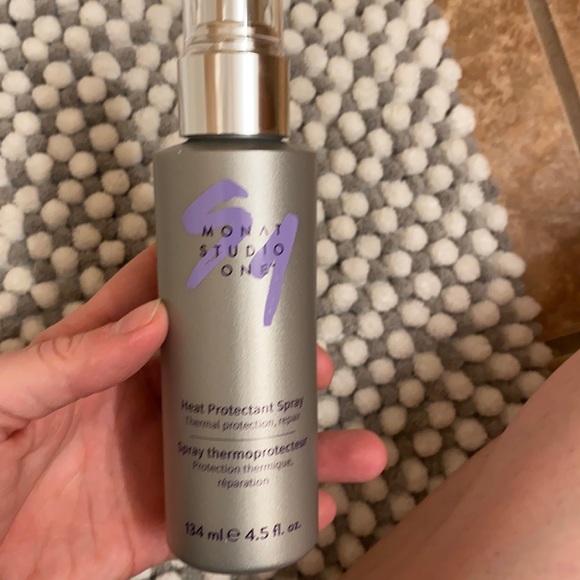 Hair | Monat Heat Protectant Spray | Poshmark